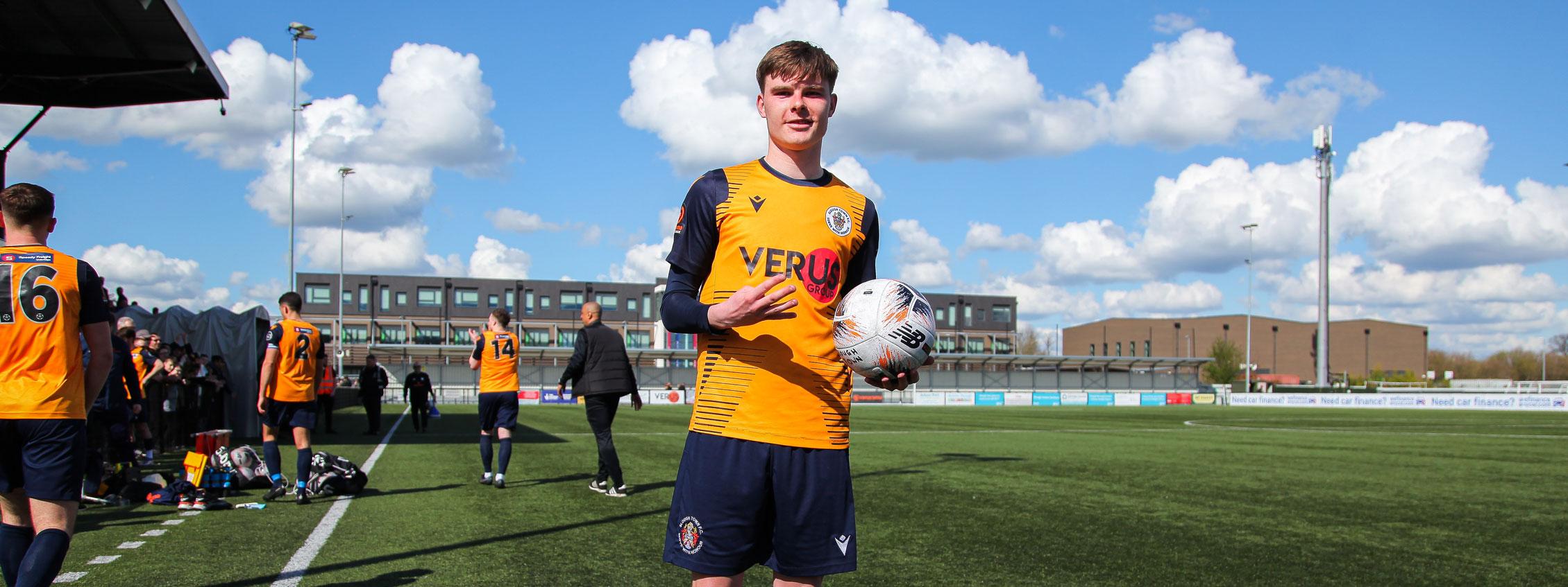 George Alexander returns on loan | The Official website of Slough Town ...