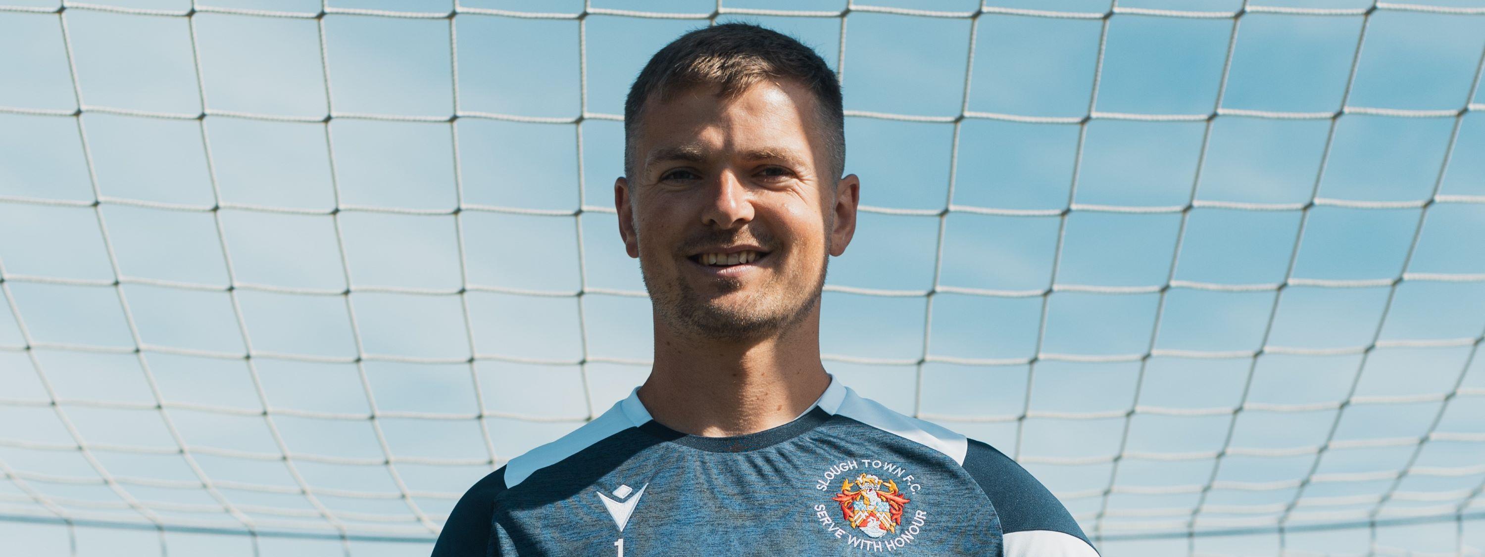 Slough welcome goalkeeper Charlie Horlock | The Official website of ...